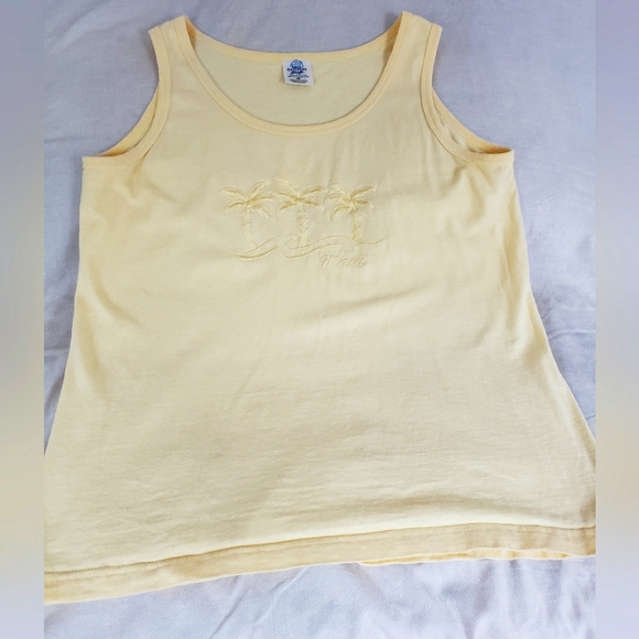 Source Unknown | Tops | Yellow Embroidered Maui Tank Sz Med | Poshmark